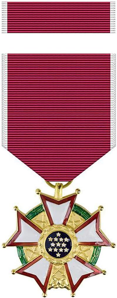Amazon.com: Uniform Accessories Unlimited Inc Legion of Merit Box Set ...