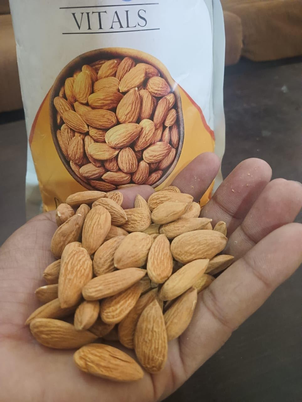 NUTRI BINGE Almond (Badam) 500 Grams - Pack of 1, Premium California ...