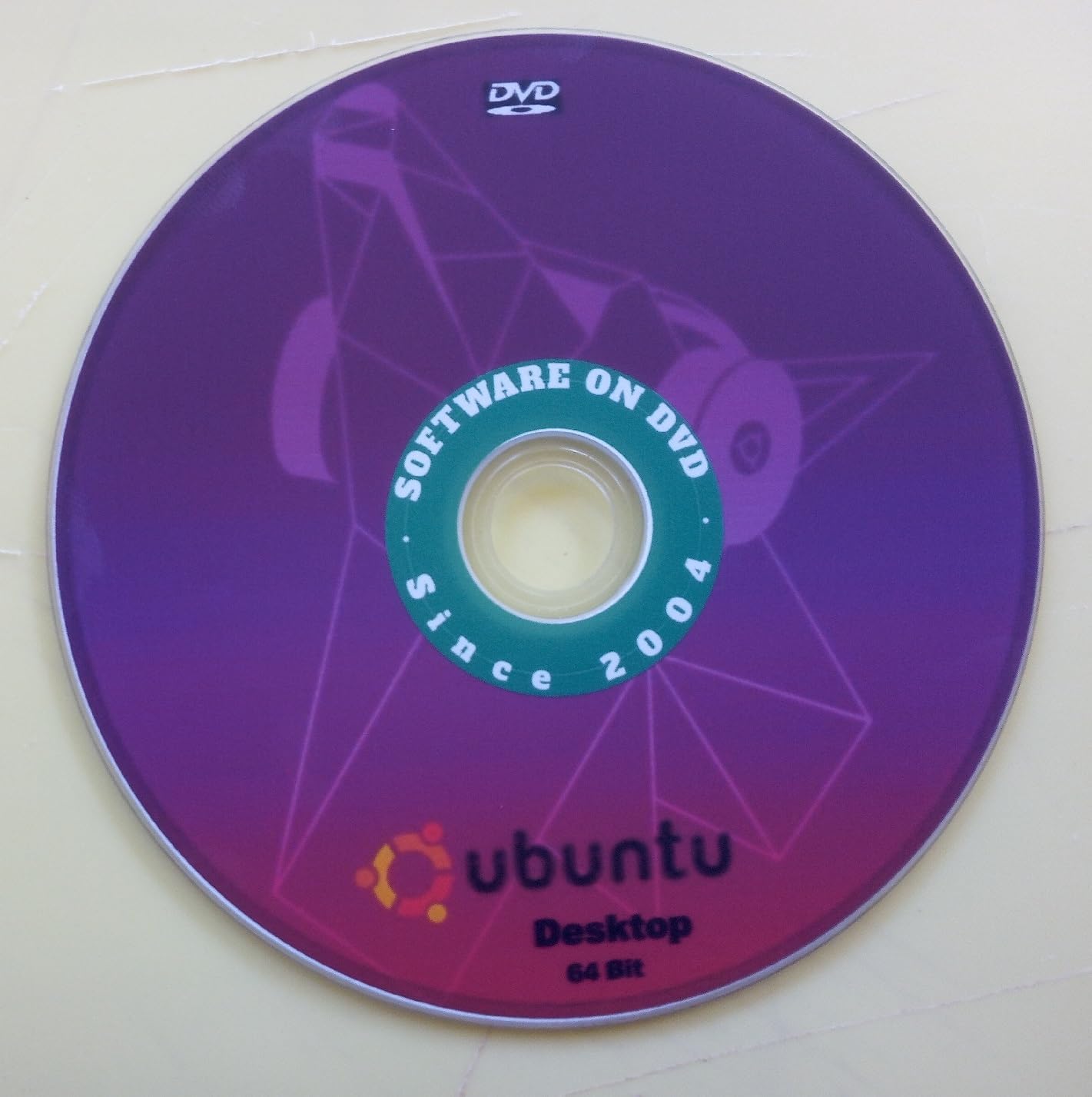 Amazon | 最新の新リリース PC 用 Ubuntu Linux「Gnome」オペレーティング システム (DVD) | Linux ...