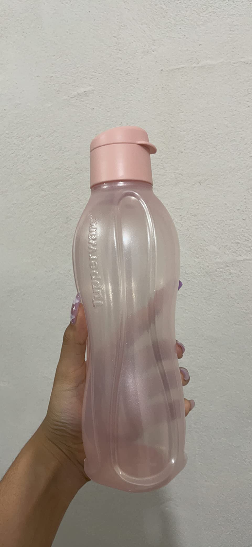 Tupperware: Botella hermética de agua EcoTwist de 750 mL. Color Rosa ...