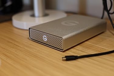 Amazon.com: G-Technology 4TB G-DRIVE USB-C (USB 3.1 Gen 1) Desktop ...
