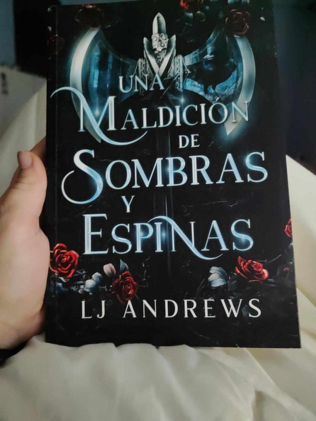 Una maldición de sombras y espinas (Faeris Editorial) : Andrews, LJ ...