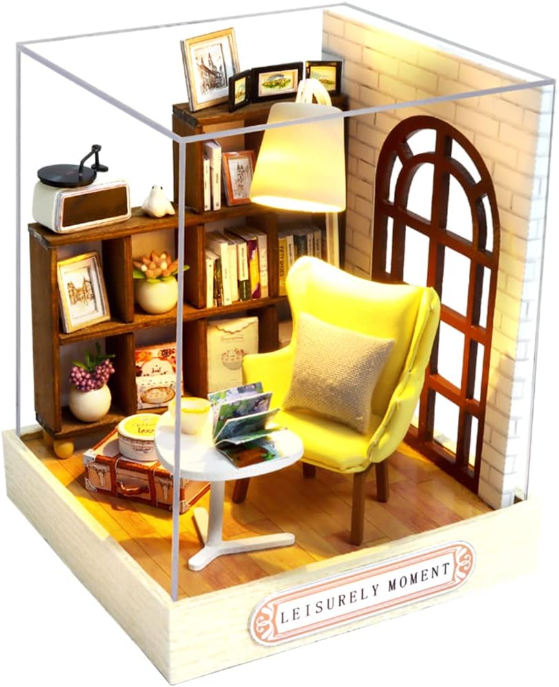 Amazon | DIYミニチュアハウスキット Lannso ドールハウスキット 防塵カバー付き ミニ木製ドールハウスメイキングキット QT37 | プラモデル 通販