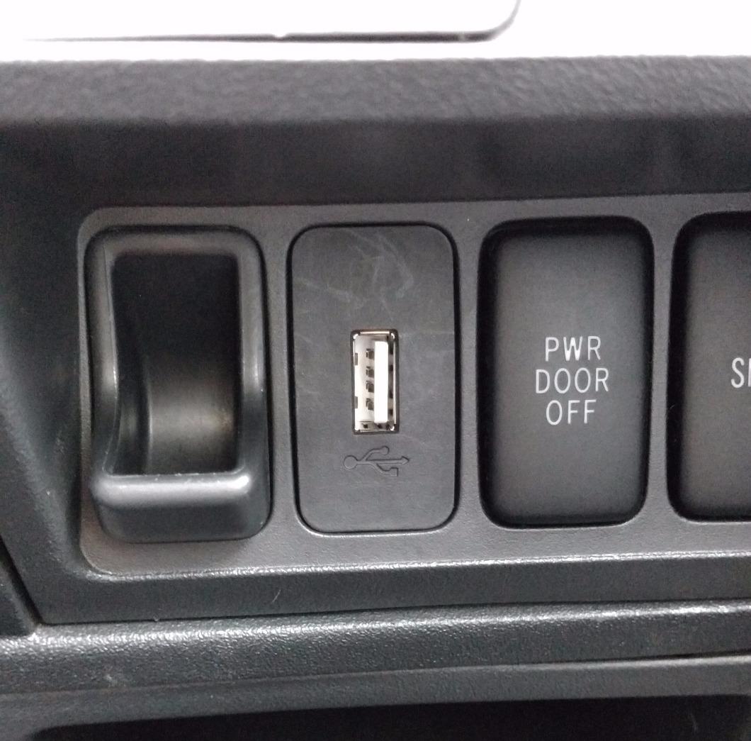 Amazon.co.jp: エーモン(amon) AODEA(オーディア) USB接続通信パネル トヨタ・ダイハツ車用 2312 : 車＆バイク