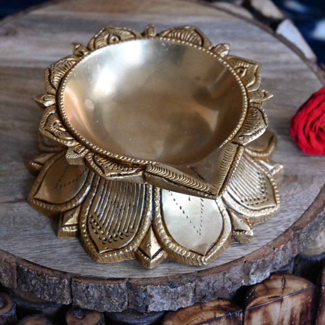 Buy Antiq Decor Brass Puja Kamala Diya for Home Decor (Weight: 0.8Kg ...