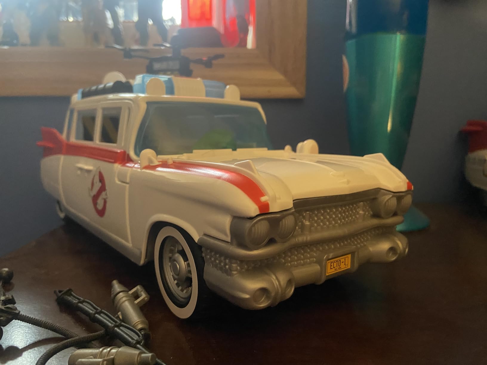Amazon.com: Ghostbusters Track & Trap Ecto-1 Toy Vehicle with Fright Features Ecto-Stretch Tech ...