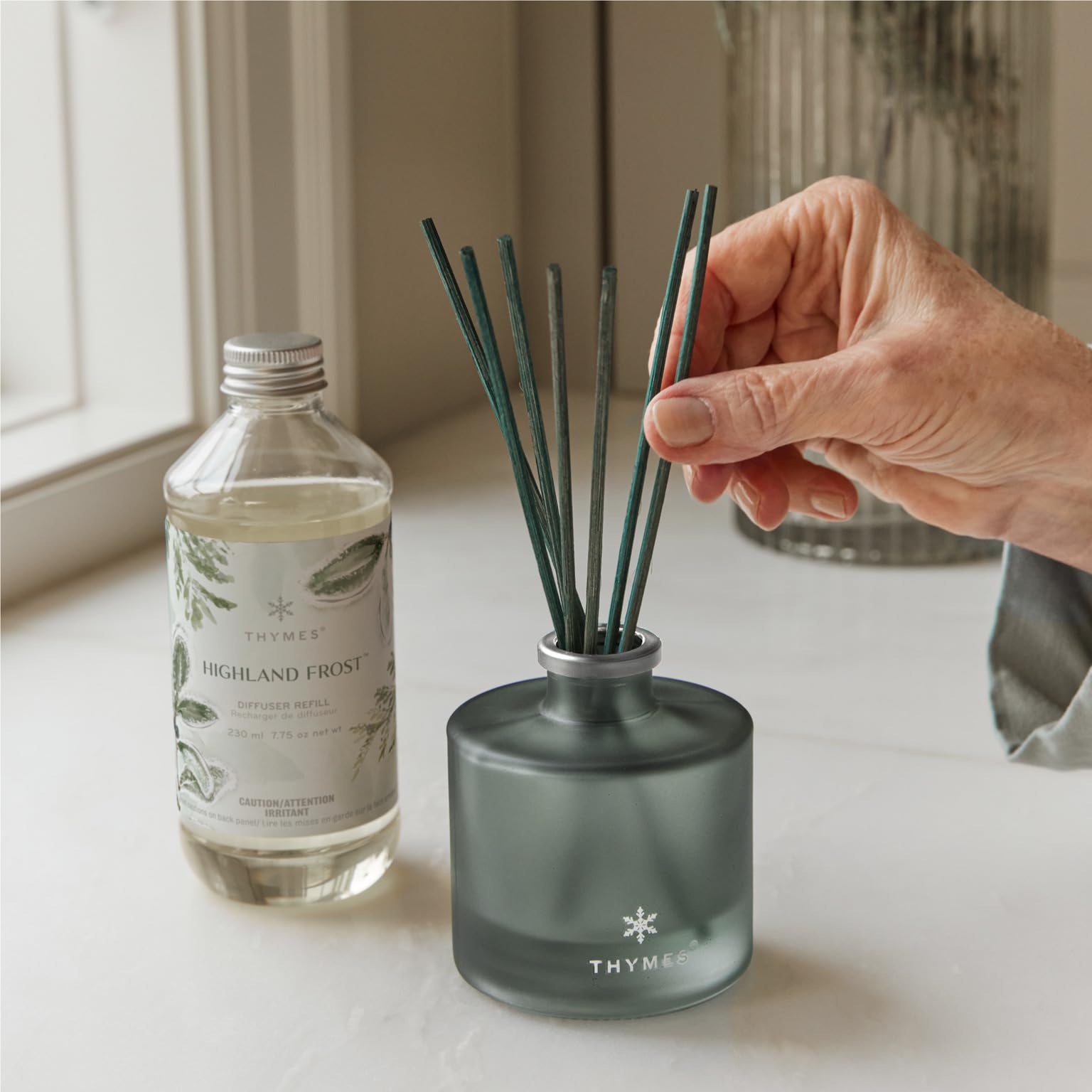 Snapklik.com : Thymes Petite Oil Reed Diffuser Set Includes Reed Diffuser Sticks, Fragrance Oil ...