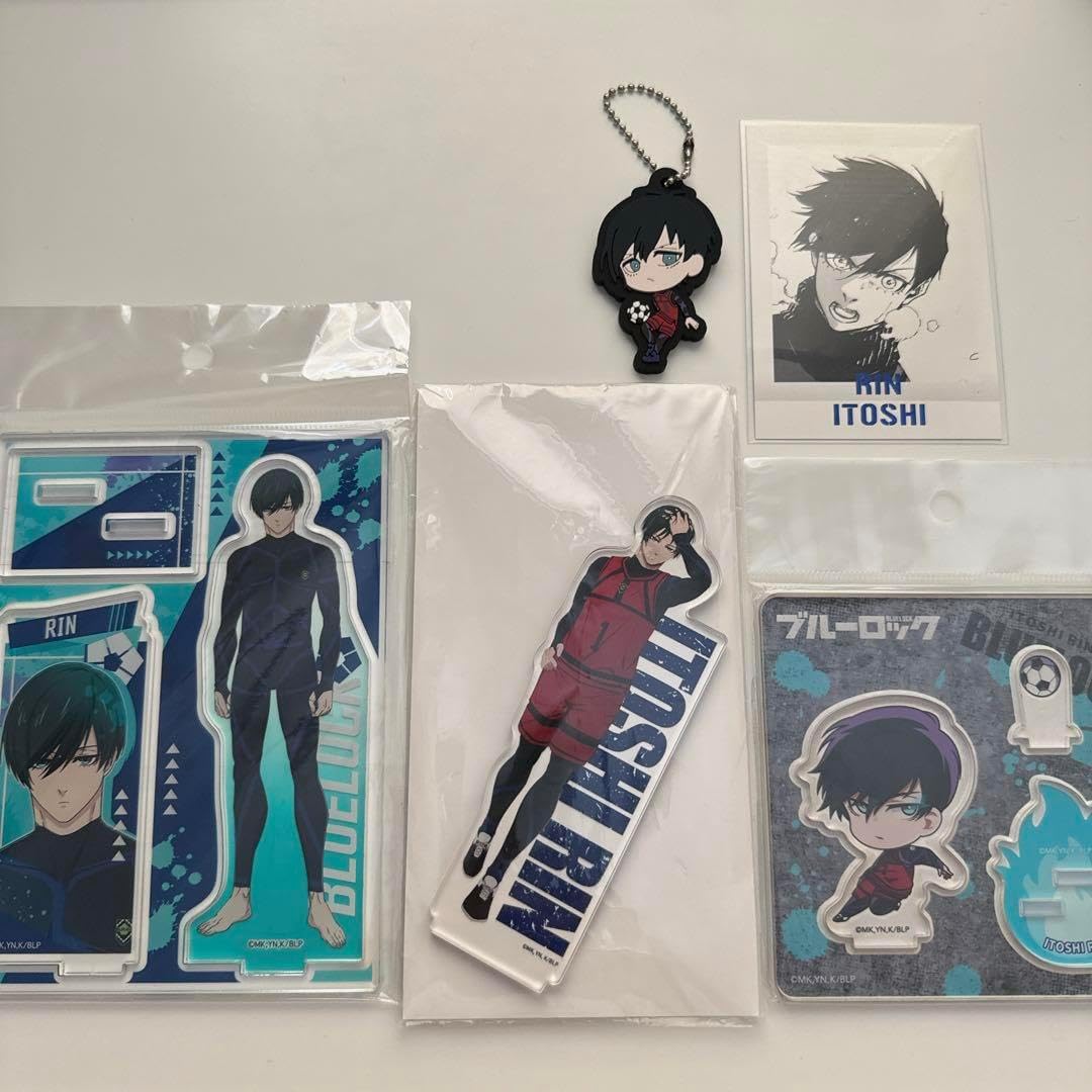 Amazon.co.jp: BLUE LOCK Itoshirin Goods Bulk Sale Z : Toys & Games