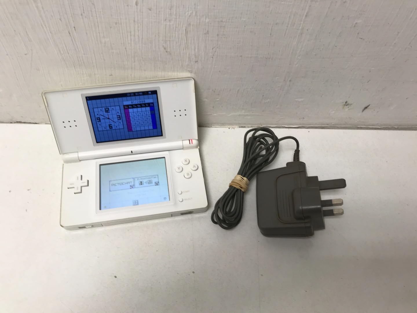 Nintendo DS Lite Handheld Console (White) : Amazon.co.uk: PC & Video Games