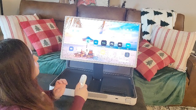 Watch Watch Before You Buy! LG Stand by Me Go Review! on Amazon Live