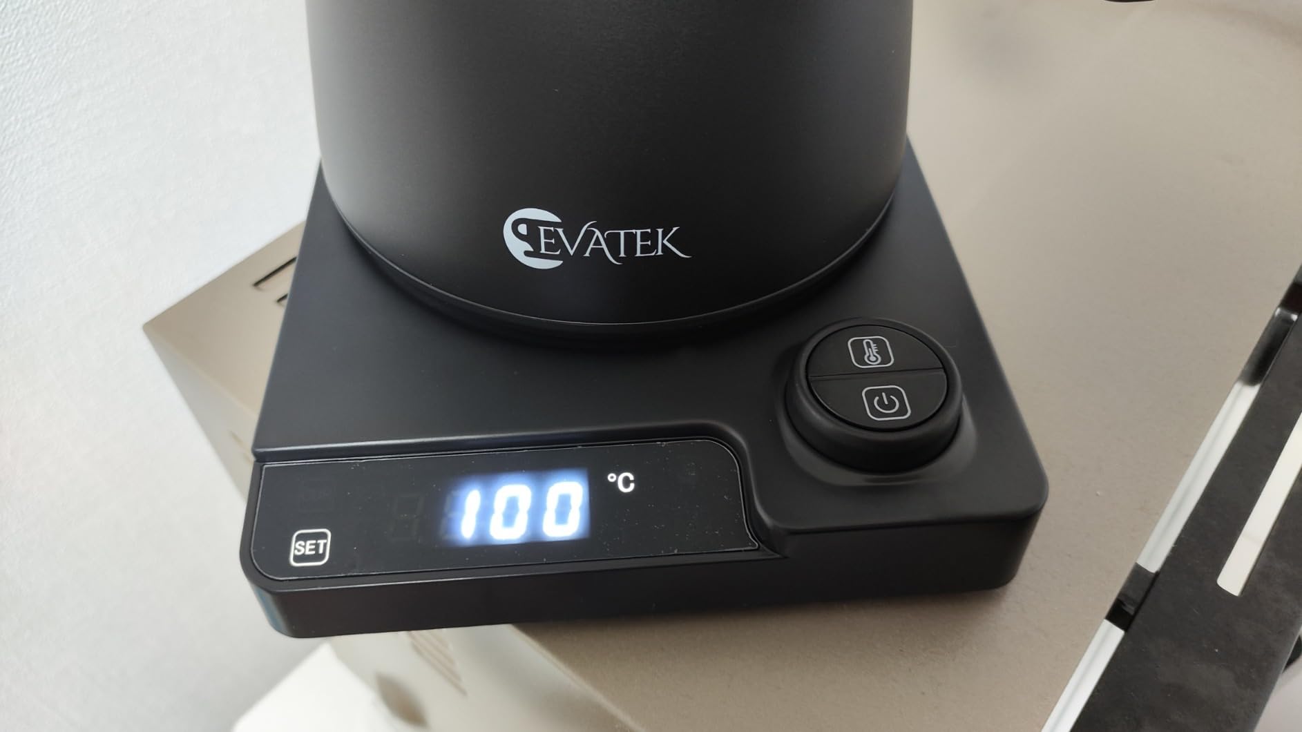 Amazon | 電気ケトル 温度調節 1.0L コーヒーケトル 電気 1200W 急速沸騰 24時間保温機能/温度調節 (1℃単位 40℃~100℃)/ ドリップタイマー機能//空焚き防止 ...