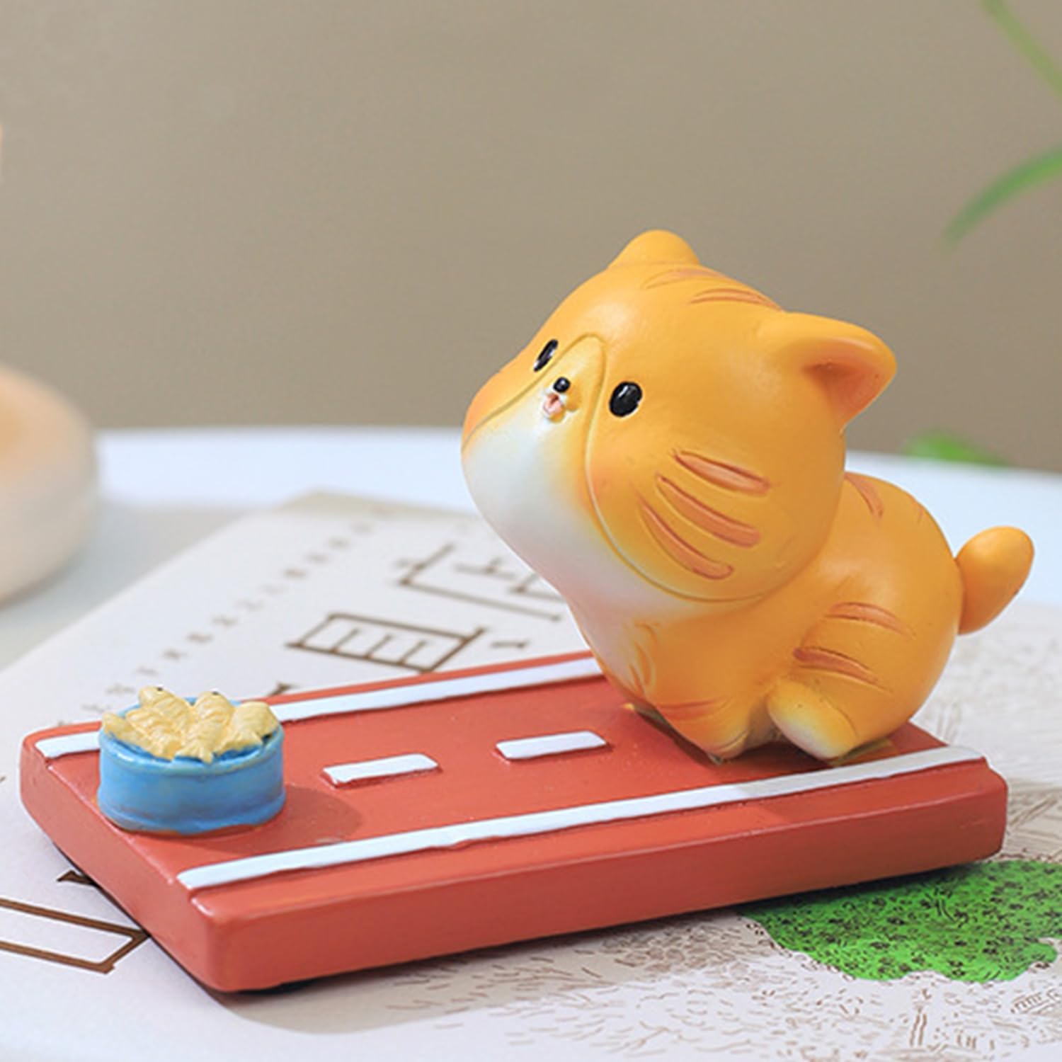 Amazon.com: Suillty Unique Cute Cell Phone Stand Car Holder Cool Fun 3D ...