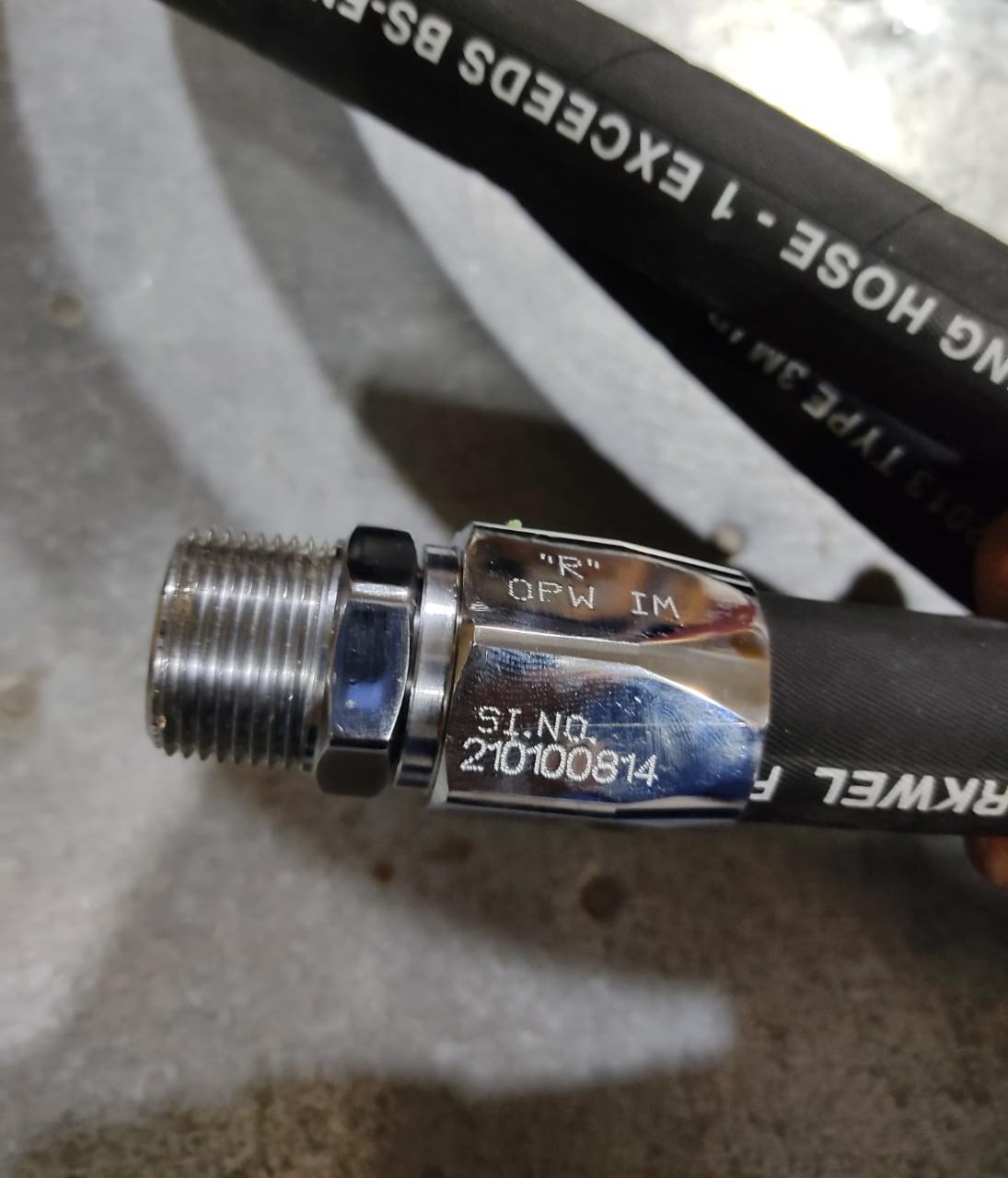 3/4" OPW 4m Fuel Nozzle Hose Pipe with Clamps : Amazon.in: Home & Kitchen