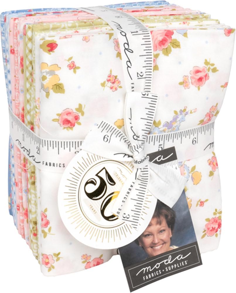 Amazon.com: Brenda Riddle Memory Lane 22 Fat Quarters Moda Fabrics 18780AB