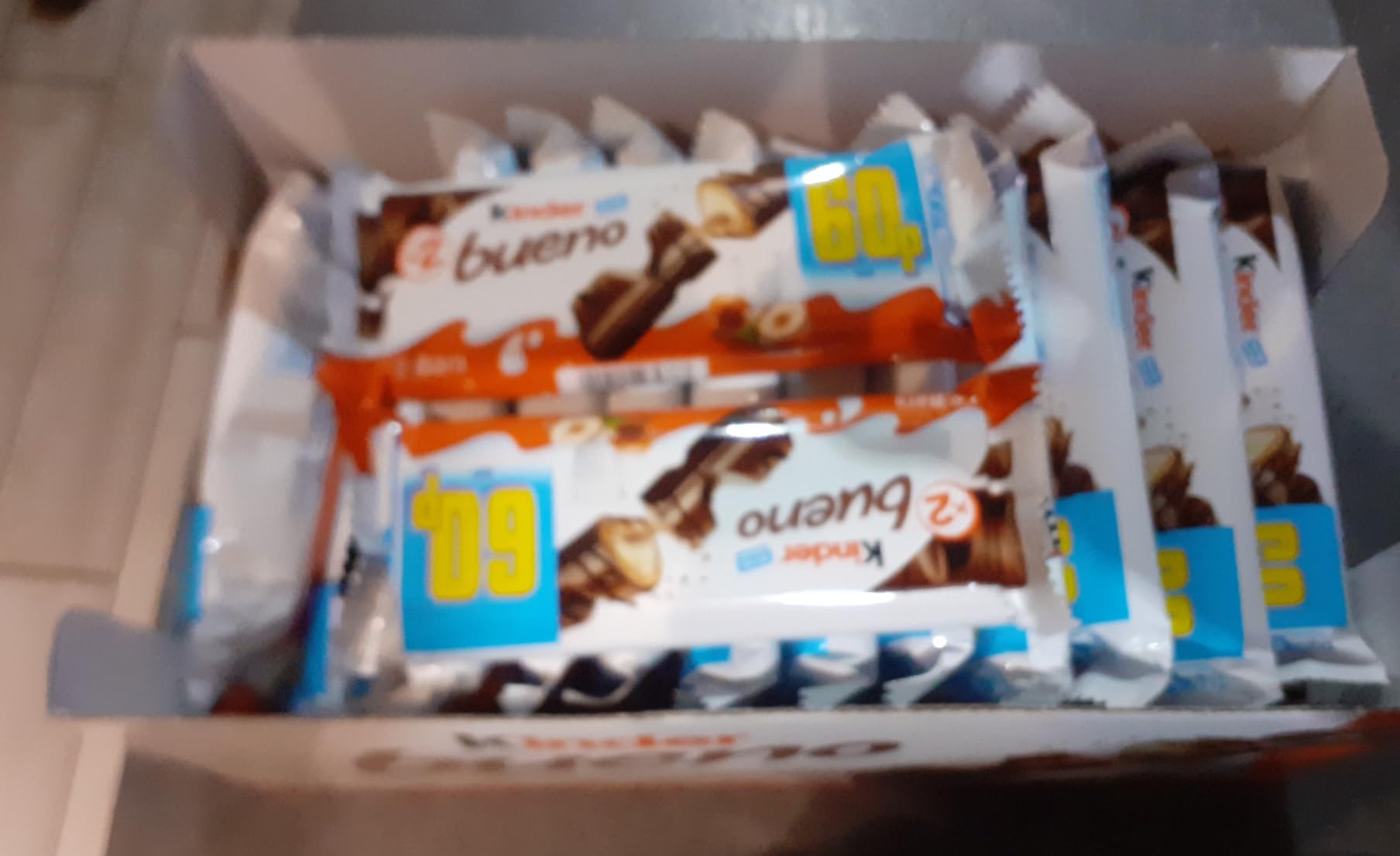 Milky Bar Kinder Bueno Wafer Twin Bars - Bulk Chocolate Gift Pack ...