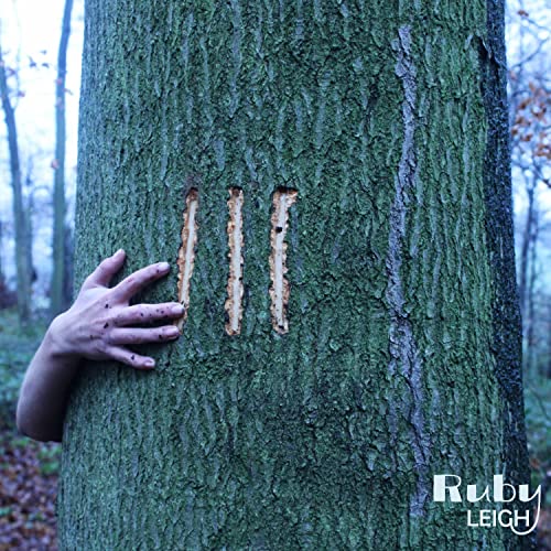 Amazon MusicでRuby LeighのThreeを再生する