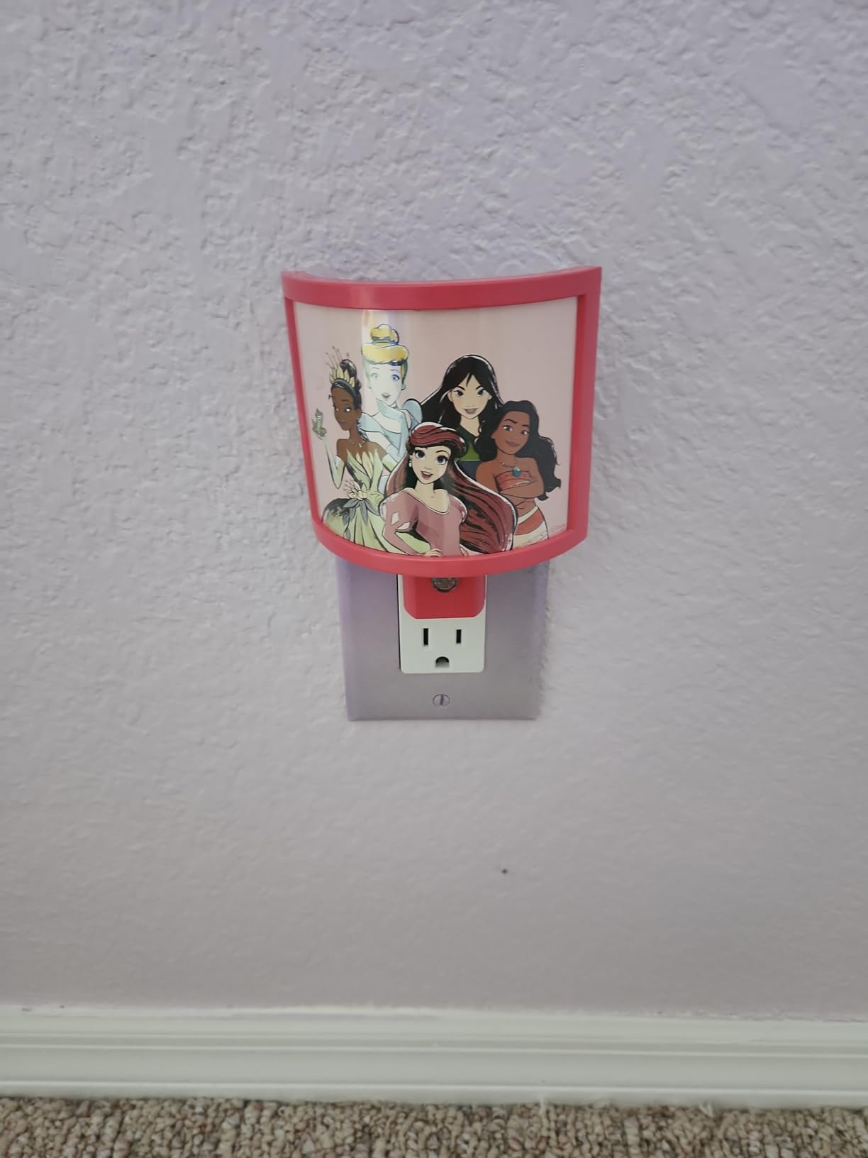 Disney Princess Wrap Shade LED Night Light, Plug-in, Dusk to Dawn ...