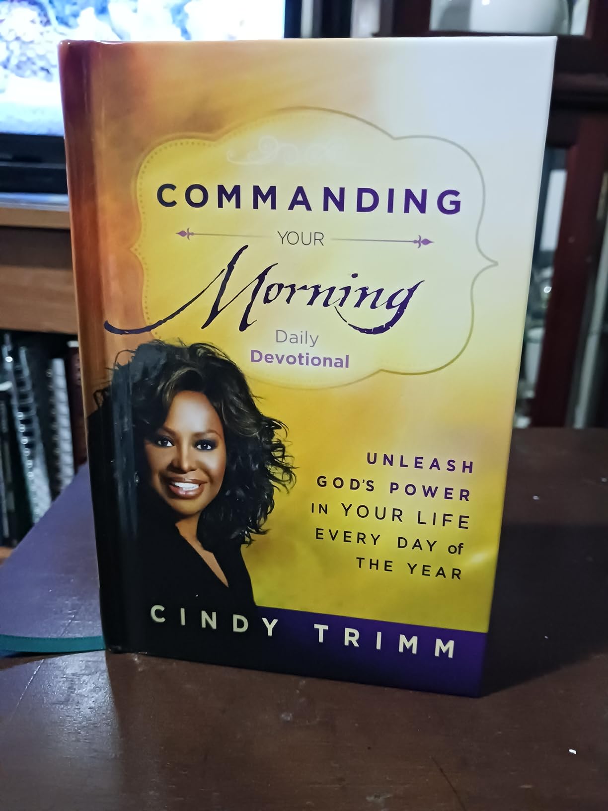 Commanding Your Morning Daily Devotional: Unleash God's Power in Your ...