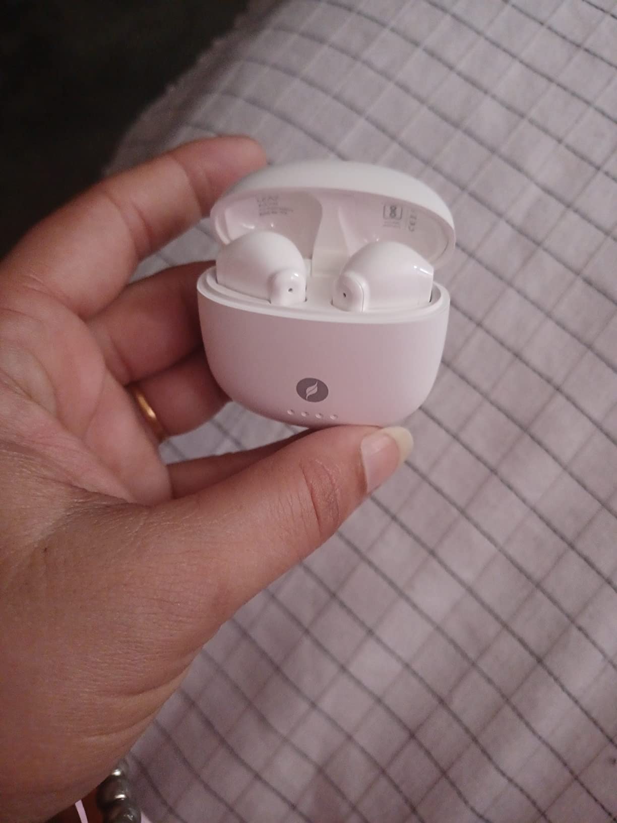 Leaf Buds X142 True Wireless in Ear Earbuds with mic and 20 Hours ...