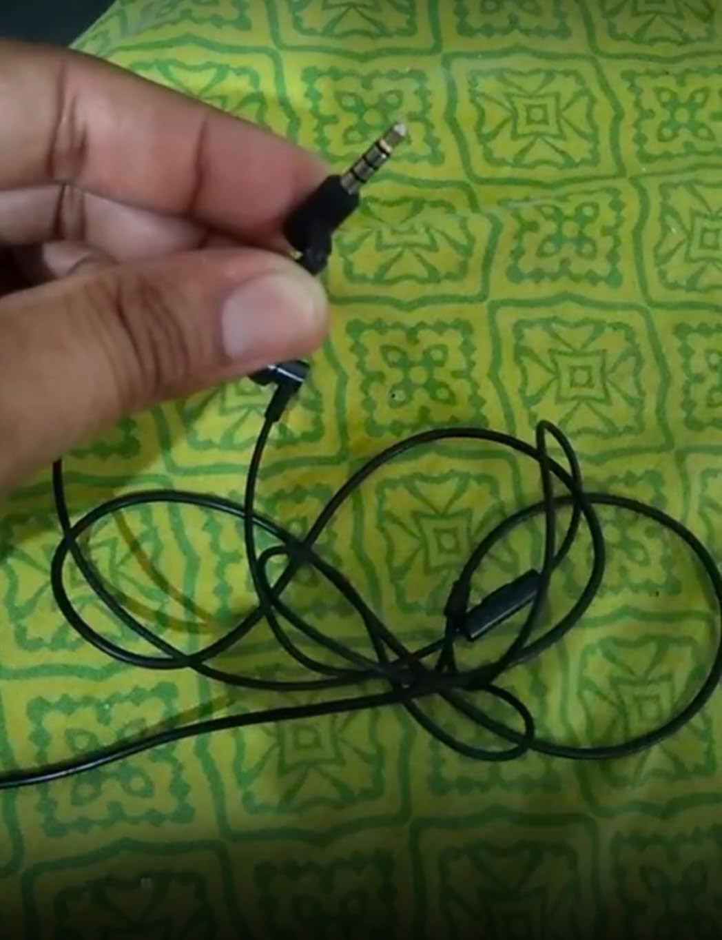 REDMI Wired High Definition in-Ear Earphones with in-Built HD Mic, Hi ...