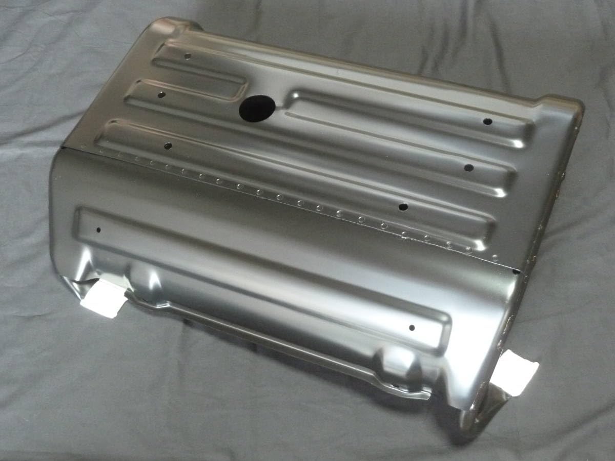 Amazon.co.jp: ジムニー JA11 JA12 JA22 JA71 SJ30 スズキ純正 フューエルタンクガード : おもちゃ