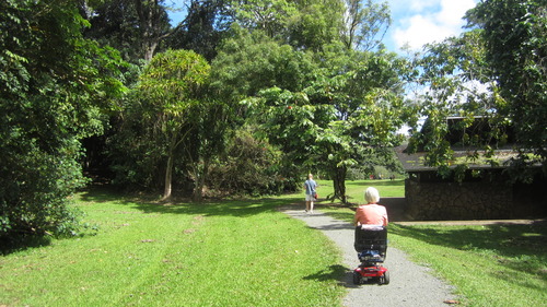 Amazon.com: Go-Go Ultra X 3-Wheel Travel Mobility Scooter : Health ...