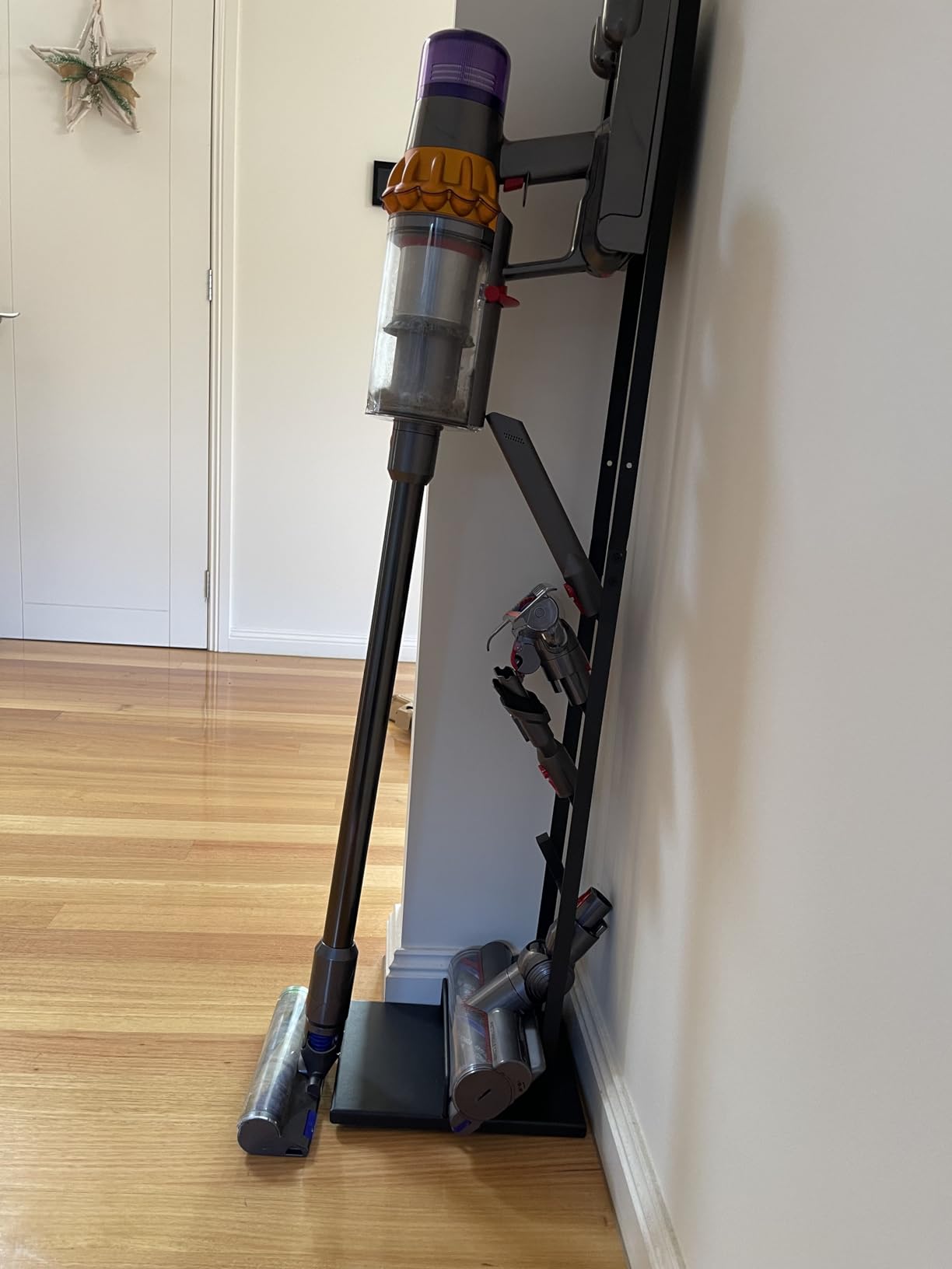 9SHOME Freestanding Vacuum Stand Rack with Wheels, Vacuum Cleaner ...