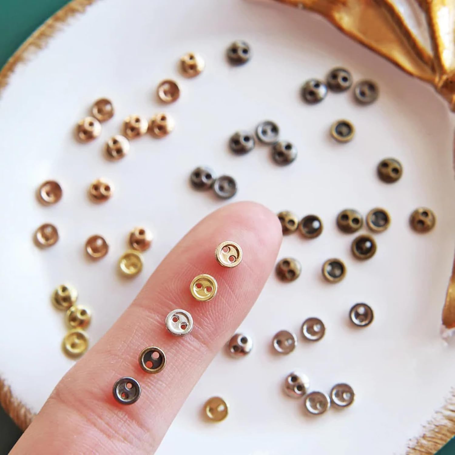 Amazon.com: 4mm / 0.16" Mini Metal Round Buttons, Doll Buttons, in 5 ...