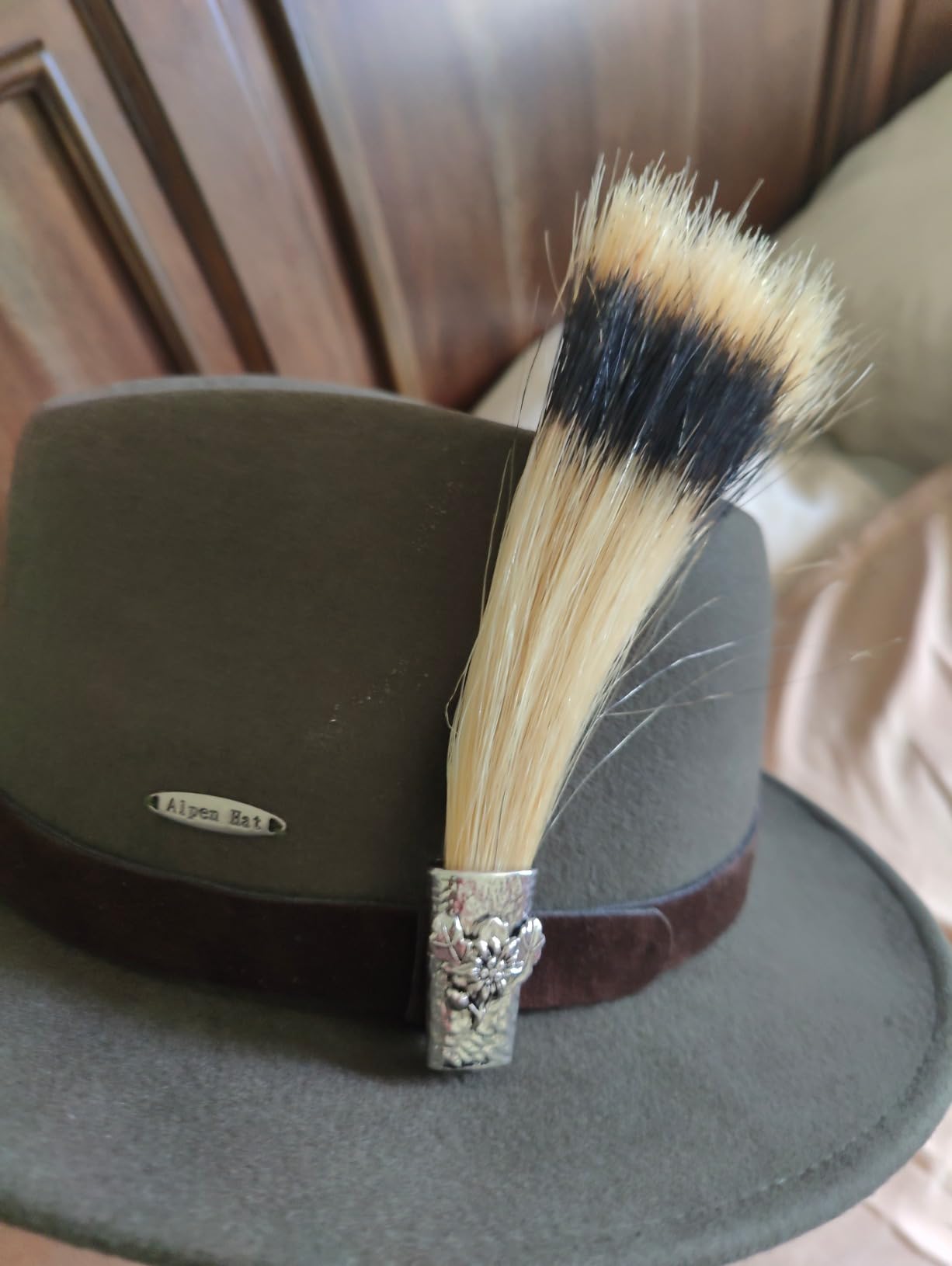 Amazon.com: Gamsbart Brush German Oktoberfest Hunter Hat by E.H.G ...