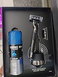 Gillette Men Mach3 Bold Gift Pack (Heavy, Black, Stylish Bold Razor + 1 ...