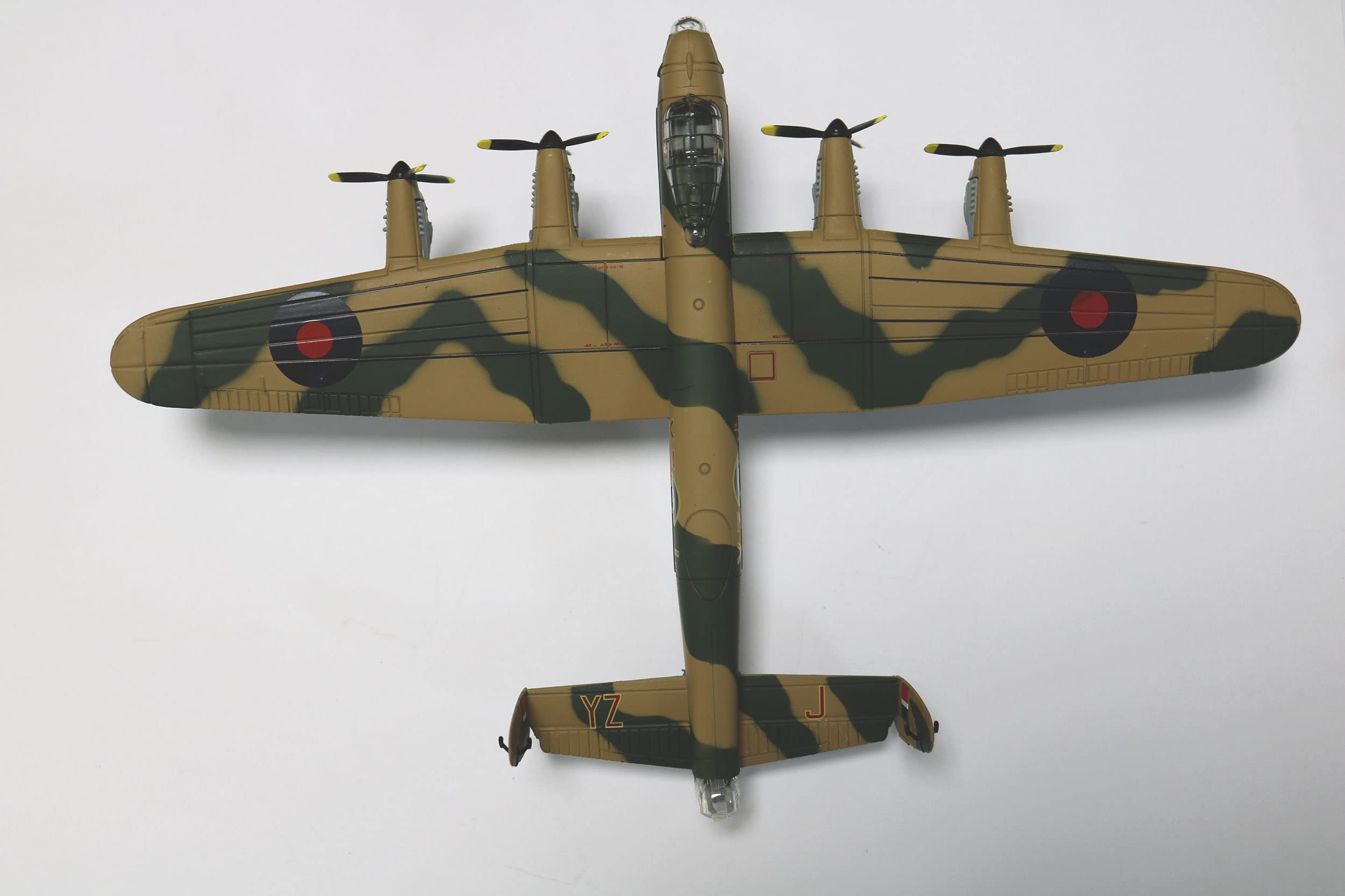 Snapklik.com : Avro Lancaster Dambuster 1/144 Diecast Aircraft Model