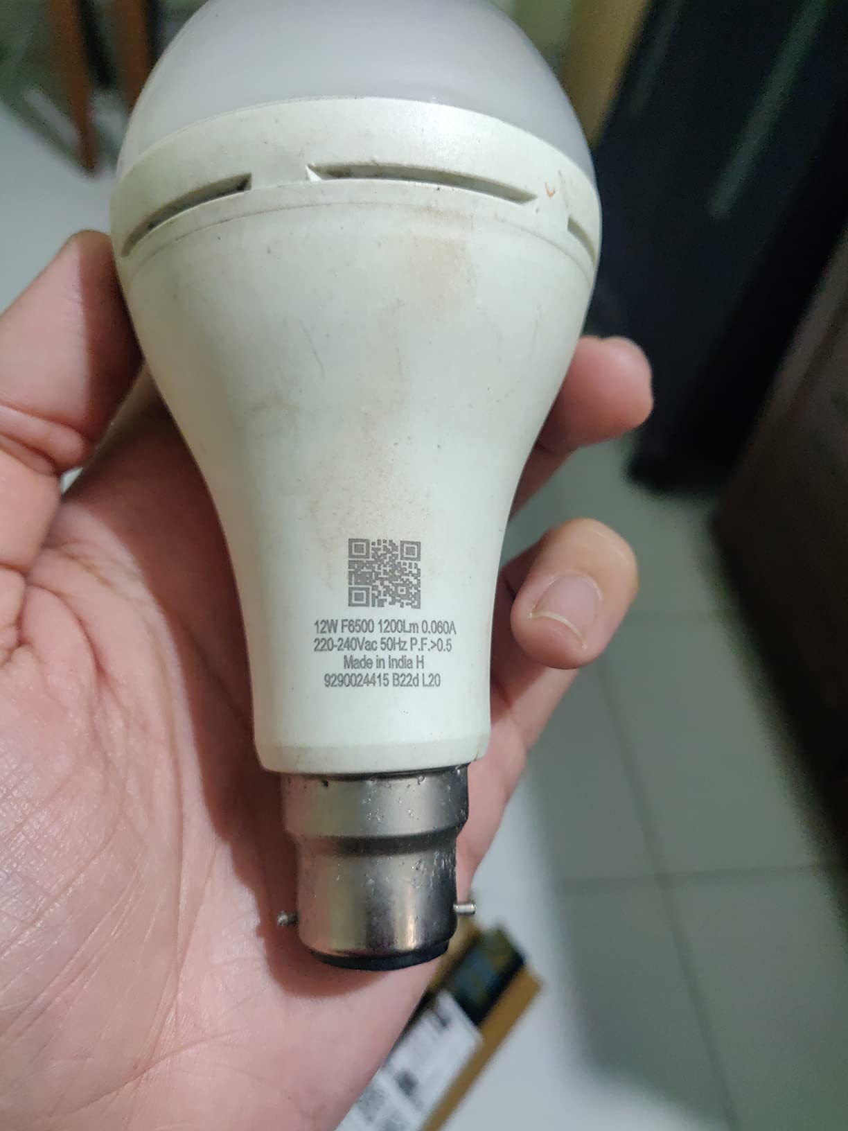 Buy Philips 22W LED Bulb B22 Cool Daylight(White-6500K) Online at Low ...