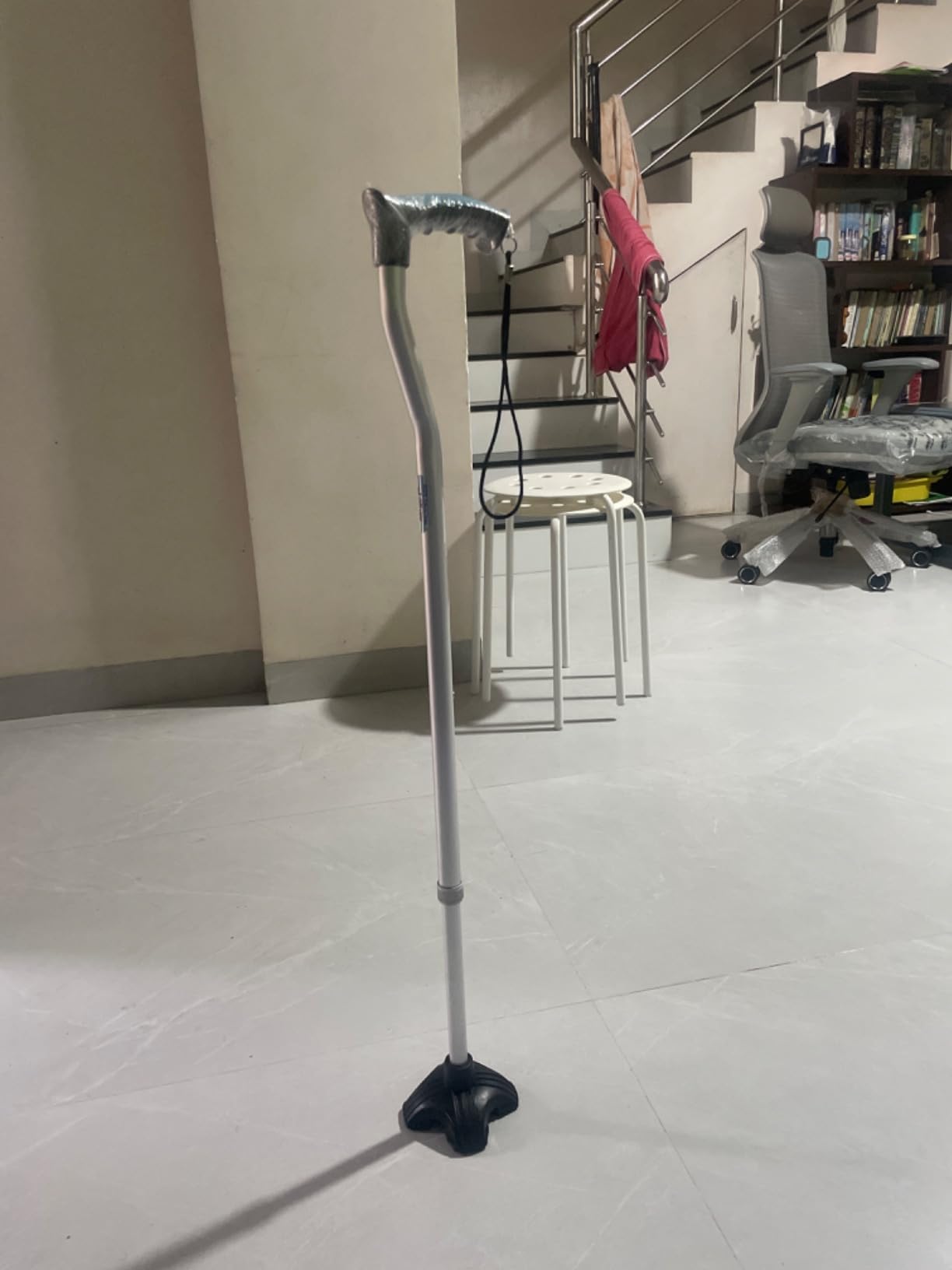 MCP Thunderbolt Self Standing Walking Stick for Old People, Aluminium ...