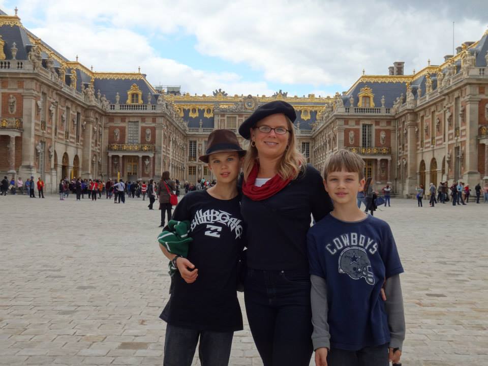 Amazon.com: Julie O'Leary: books, biography, latest update