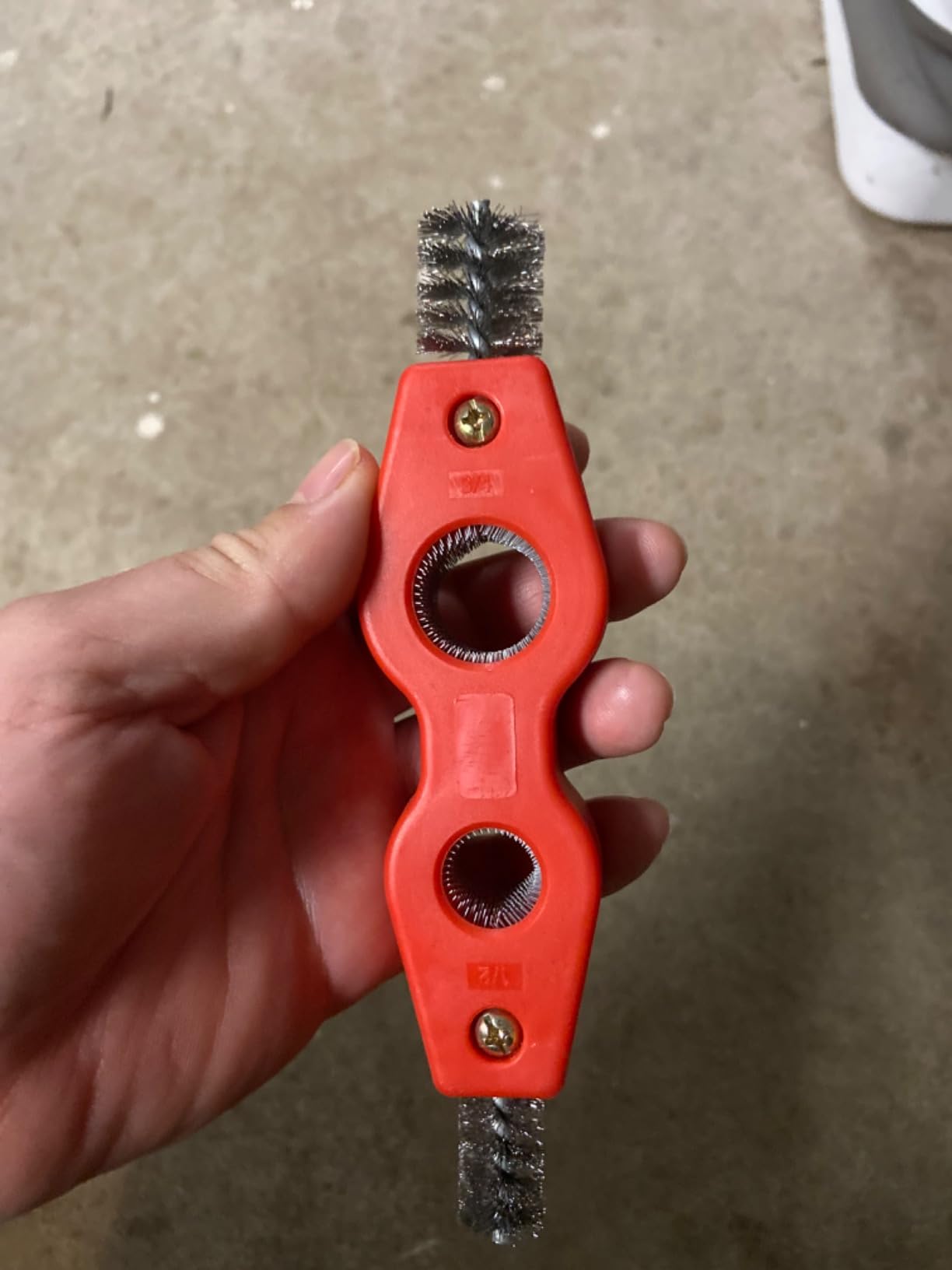 Amazon.com: WINUERK 2pcs Car Battery Terminal Cleaners, 4 in 1 Car ...