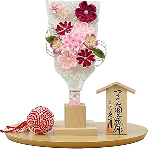 Amazon | 羽子板 久月 つまみ細工 羽子板 うす桃 ハードメイプル突板 半円形敷板 【HGQ-Q24-W19】 6号 ミニ羽子板 羽子板飾り 初正月 人形の久月20618-1MR ...