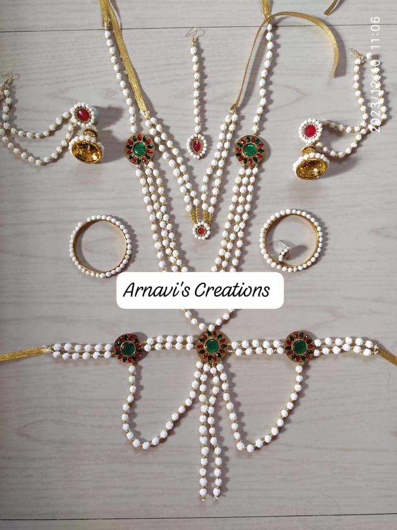Buy Arnavi Creation/Halwyache Dagine/Sankrati Jewellery/Couple Set at ...