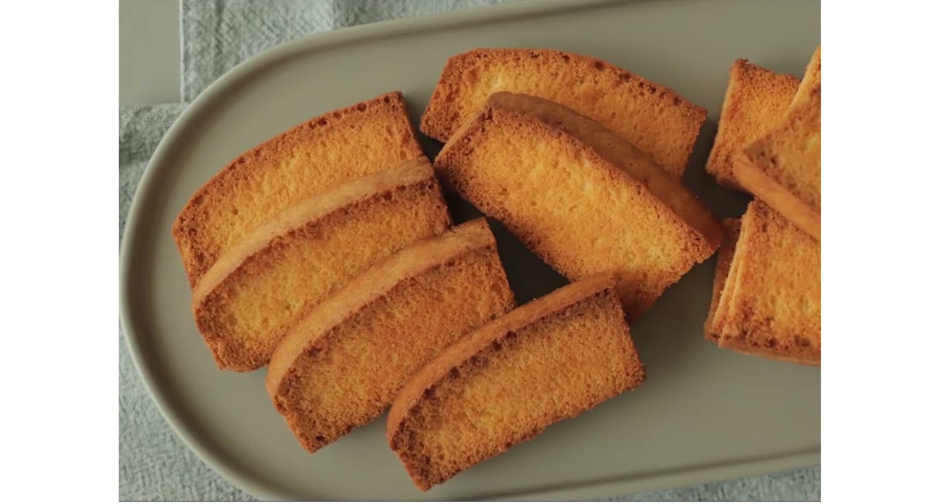 Healthy Diet Toast Breakfast Rusk Toast Baked Milk Rusk/Premium Butter ...