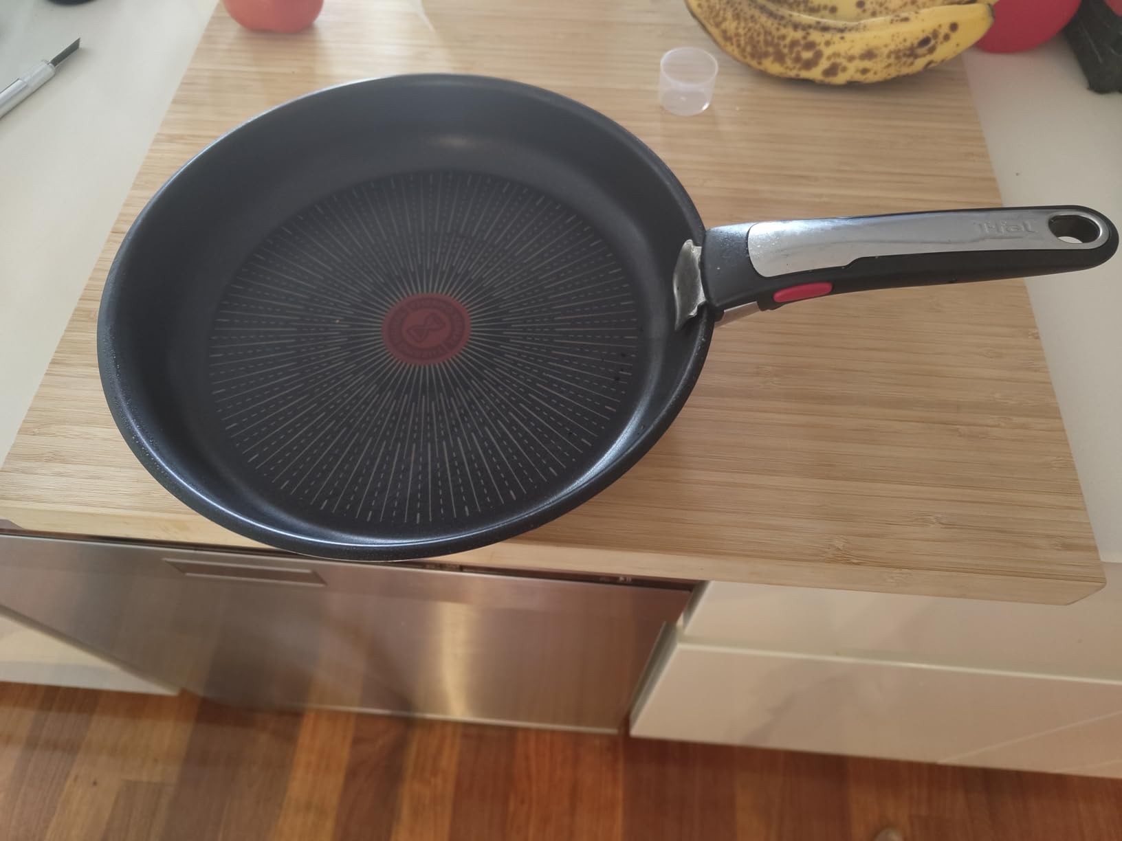 Tefal L77998 Tifal Handle Removable Pot Frying Pan Set, 8-Piece Set ...