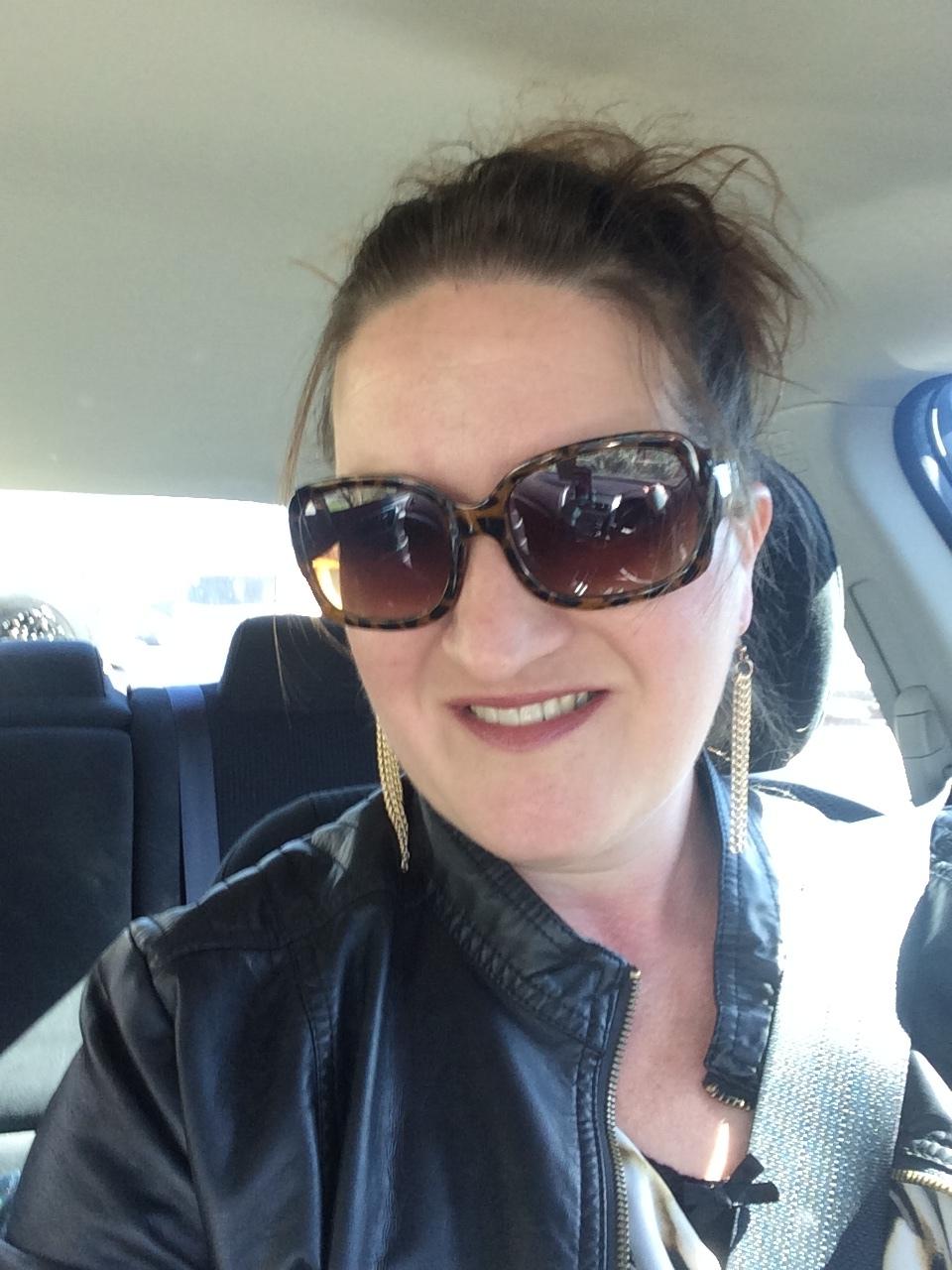 Amazon.com: Anna Munson: books, biography, latest update