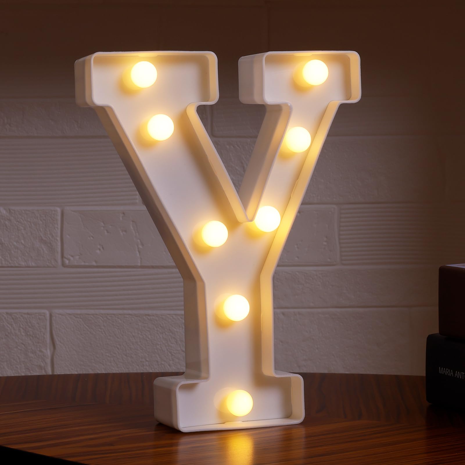 Amazon.com: DyingSwan Led Light Up Letters, 26 Alphabet Marquee Letter ...