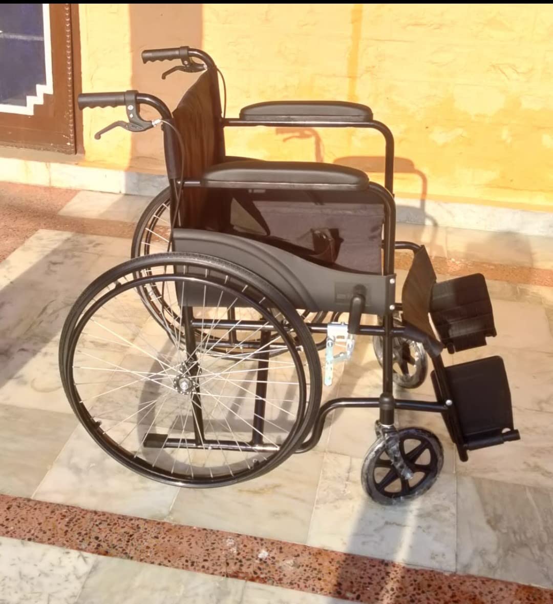 Med-e Move Mag Wheel Regular Foldable Wheelchair with Safety Belt for ...