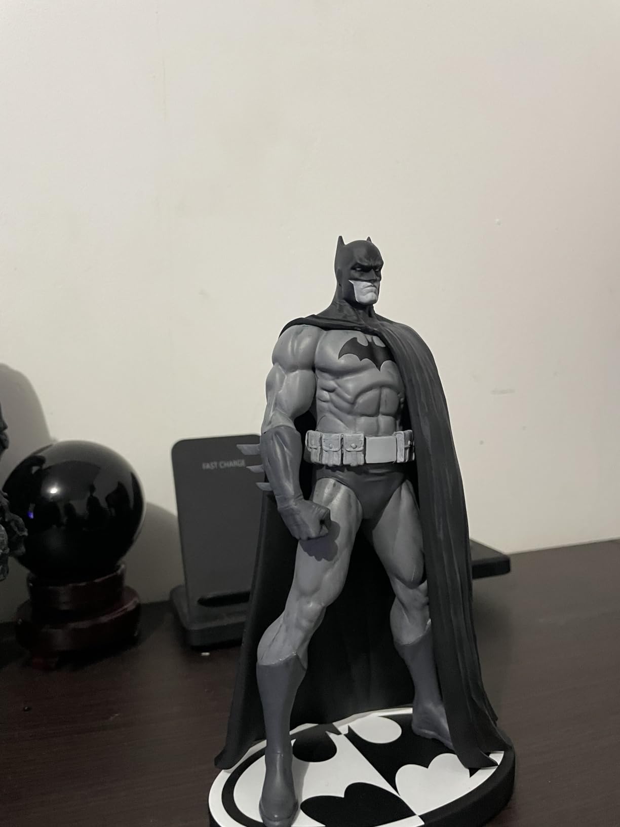 Amazon.com: DC Collectibles Batman Black & White: Batman V.3 by Jim Lee ...