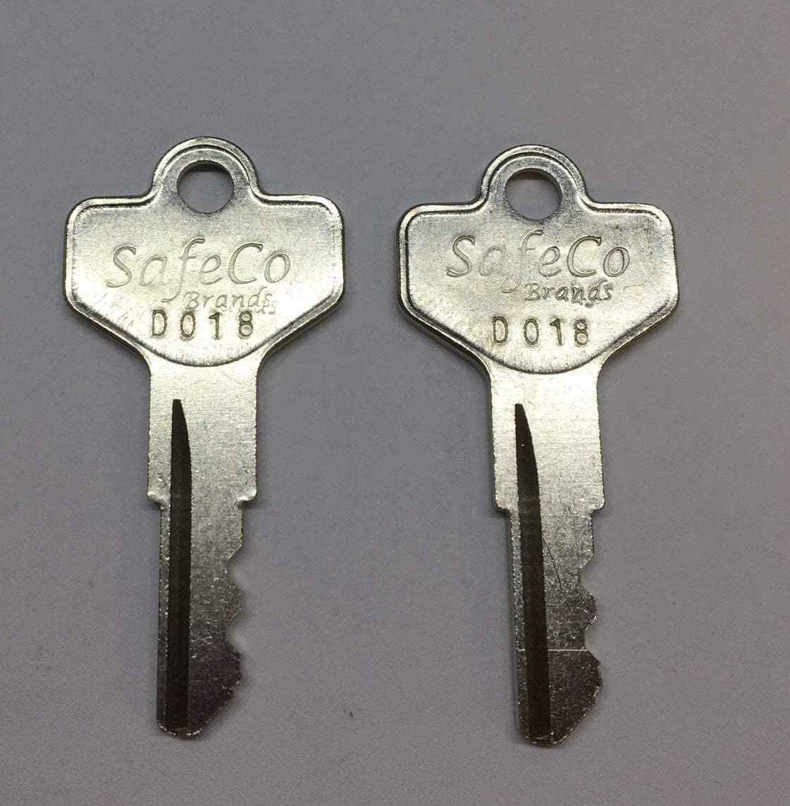 Amazon.com: 2 Keys DO18 Fits Allen Bradley Elec Switch Keyed Switches ...