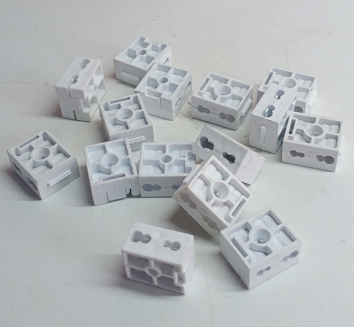 Fiber Optic Cable Plastic Clip (15 Pcs) : Amazon.in: Electronics