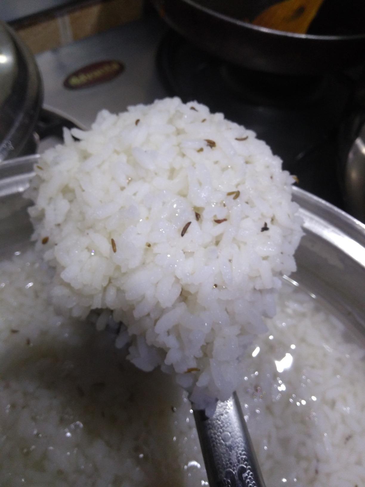 Namma Nellu Traditional White Rice - Mullan Kaima (Raw Rice) / Mullan ...