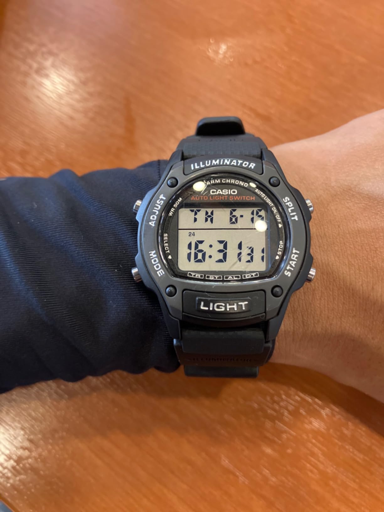 Amazon.co.jp: [カシオ]CASIO 腕時計 デジタル W-93H-1AV ブラック メンズ 海外モデル 逆輸入品 : ファッション