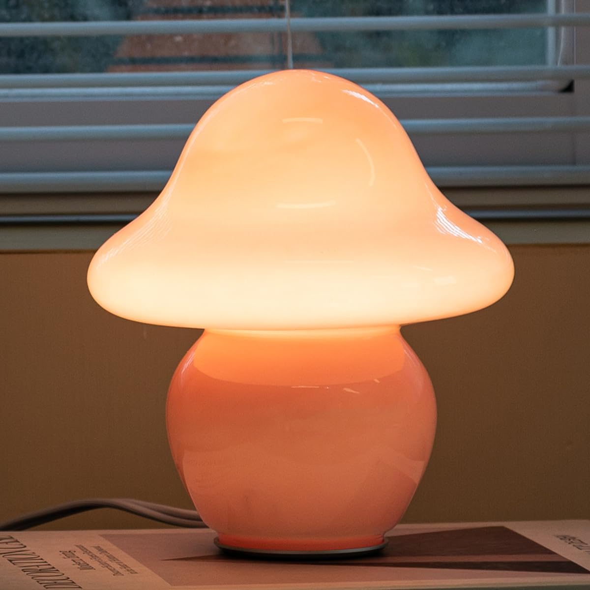 HEQET Mushroom Lamp Pink Glass Mushroom Table Lamp for Bedrooms, Living Room, Aesthetic Lamps ...