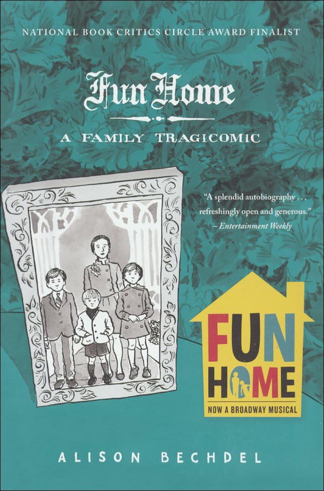 Fun Home: A Family Tragicomic: Bechdel, Alison: 9781417823147: Amazon ...