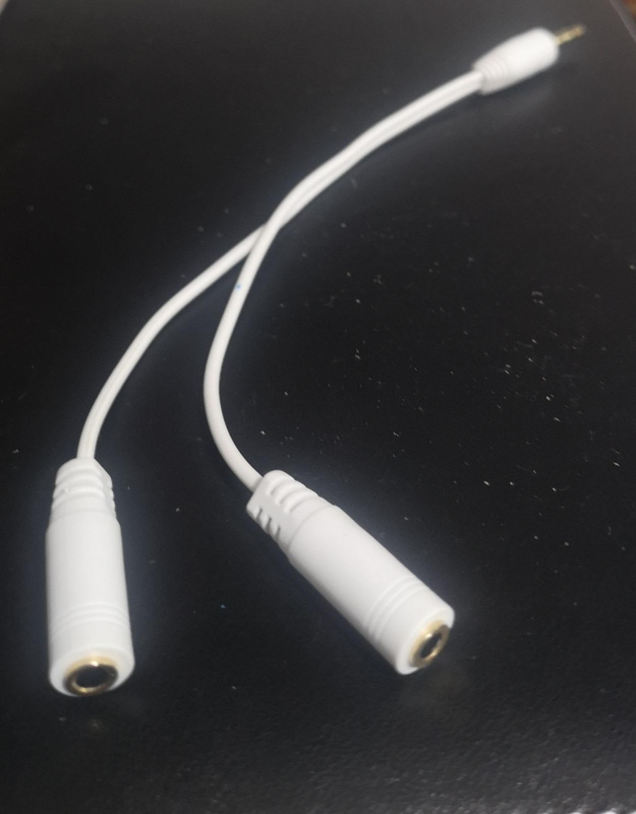 Yash Vision - White Y Cable - 3.5Mm Jack 1 Male To 2 Female Stereo ...